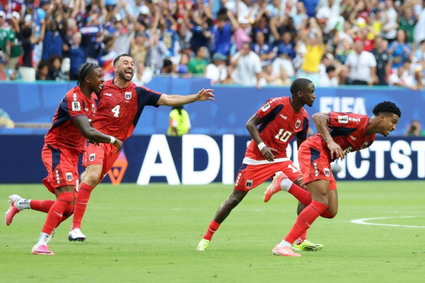 Copa 2026: Kevin Pina marca de falta e faz o primeiro gol de Cabo Verde ...