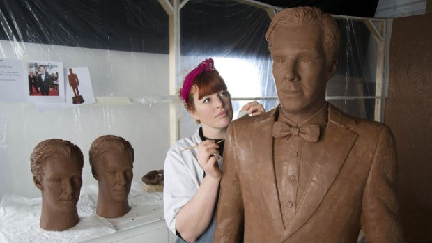 Britânicos fazem réplica do ator Benedict Cumberbatch de chocolate ...