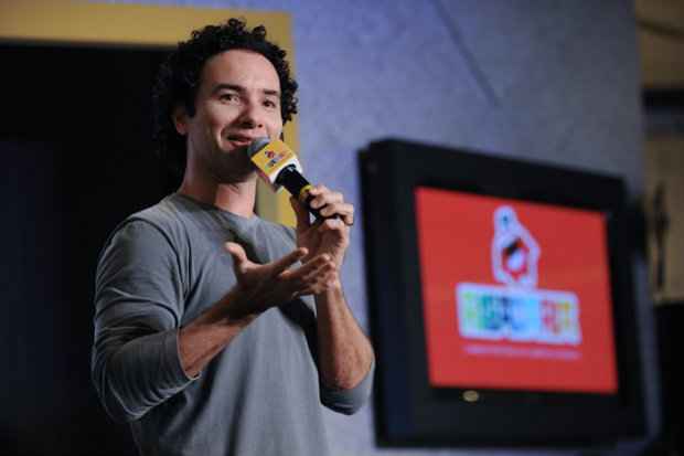 Integrante do CQC, Marco Luque diz que programa "pega mais leve" a pedido da Band | Viver ...