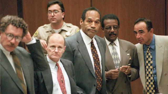 Documentário mostra ascensão e queda de O.J. Simpson, ídolo do esporte ...