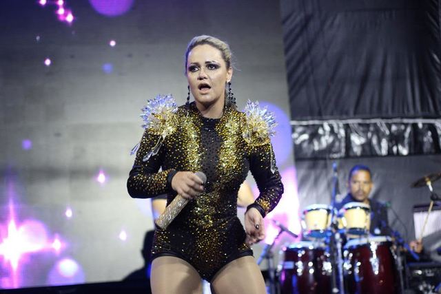 Michelle Melo chora ao defender o brega como expressão cultural de ...
