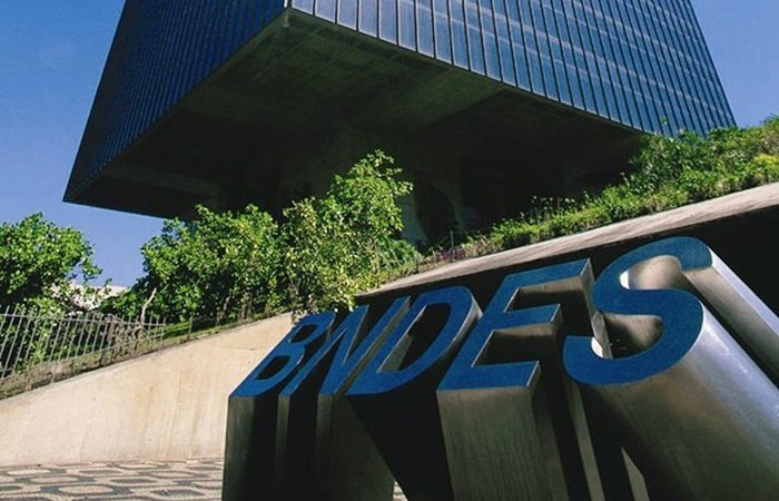 BNDES desembolsa R$ 27,8 bilhões no 1º semestre | Economia: Diario de ...