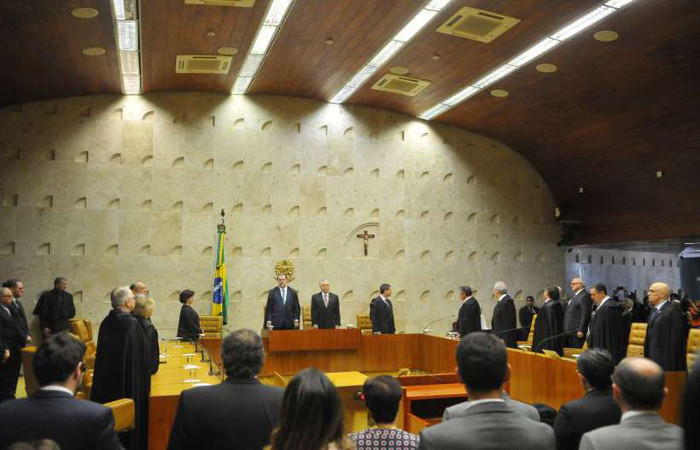 Plenário do Senado aprova por maioria reajuste de 16% a ministros do ... Plenário do Senado aprova por maioria reajuste de 16% a ministros do ...