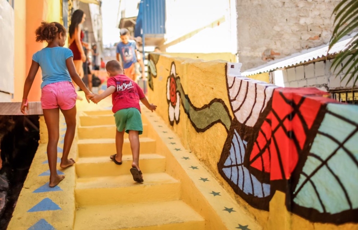 Bairro de Beberibe ganha cores com o projeto 'Mais Vida dos Morros ...