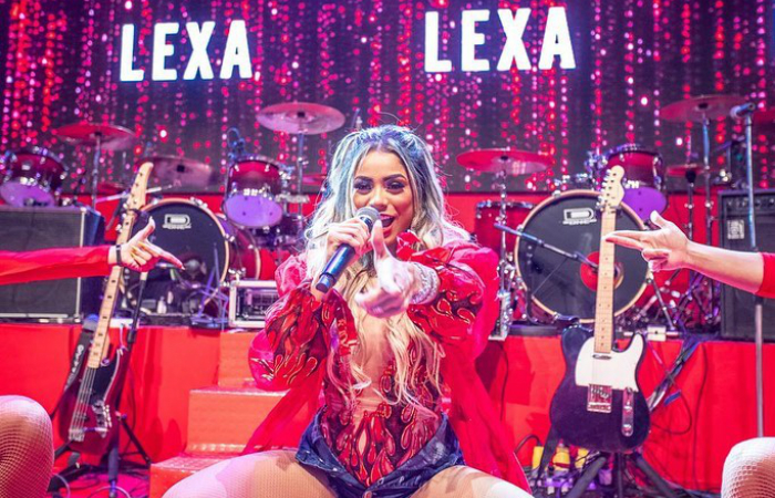 Cantora Lexa, destaque do funk nacional, faz show no Recife | Viver ...