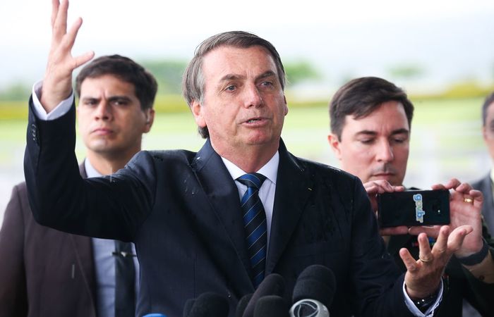 Não Tenho Nada A Ver Com Isso Diz Bolsonaro Sobre Suspeitas Contra