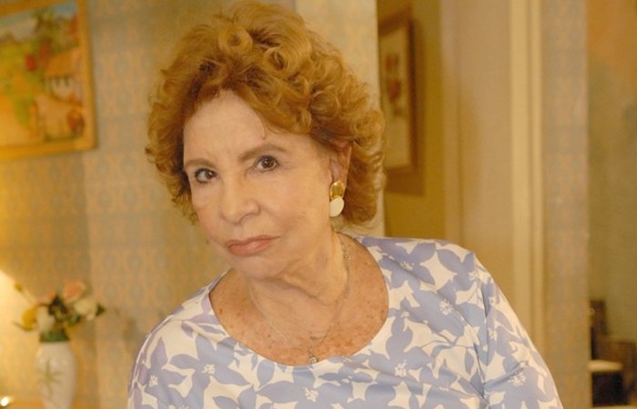 Aos 90 anos, atriz Daisy Lúcidi está internada em estado grave com ...