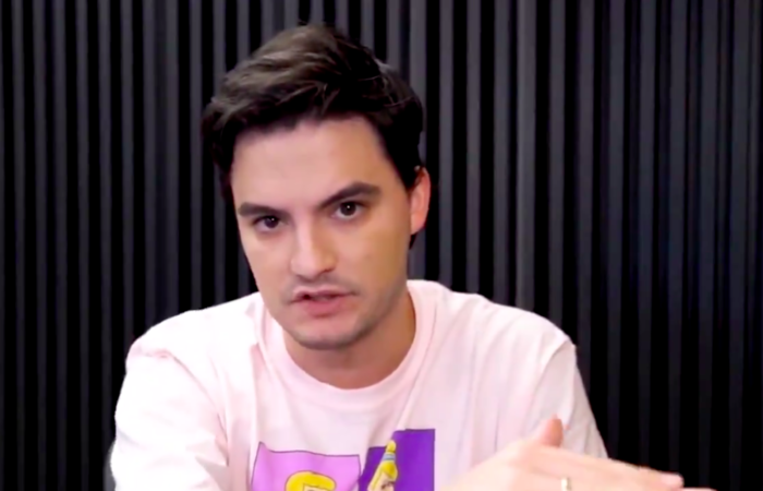 "Quem se cala perante o fascismo é fascista", diz Felipe Neto a ...