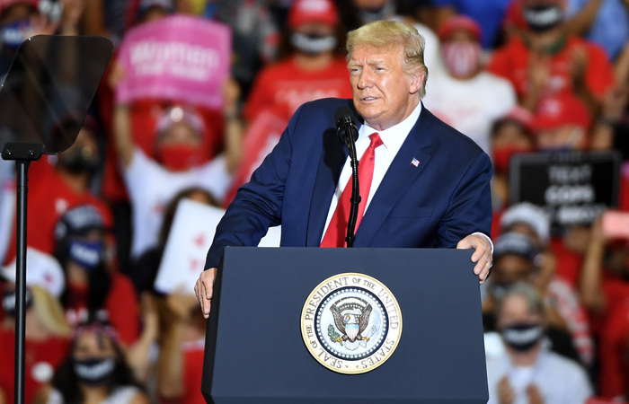 Trump afirma que árvores caídas "explodem" com incêndios florestais ...