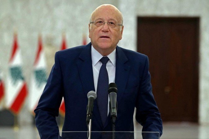 Presidente Do Líbano Inicia Consultas Para Designar Novo Primeiro
