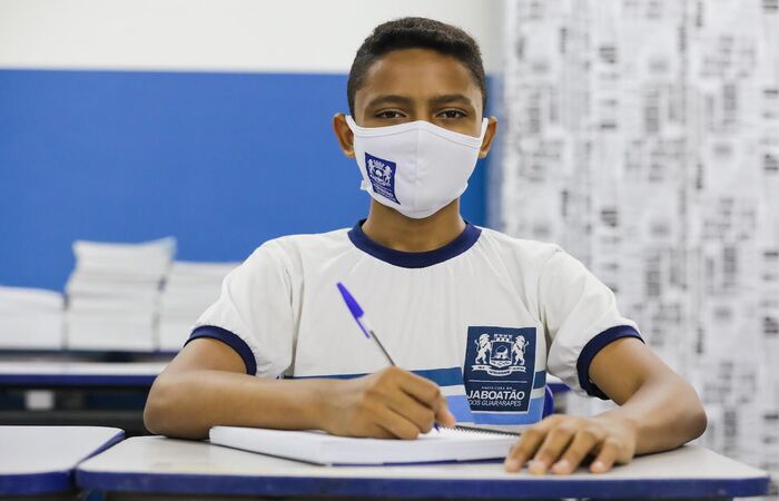 Jaboatão retoma aulas presenciais na rede municipal de ensino | Local ...