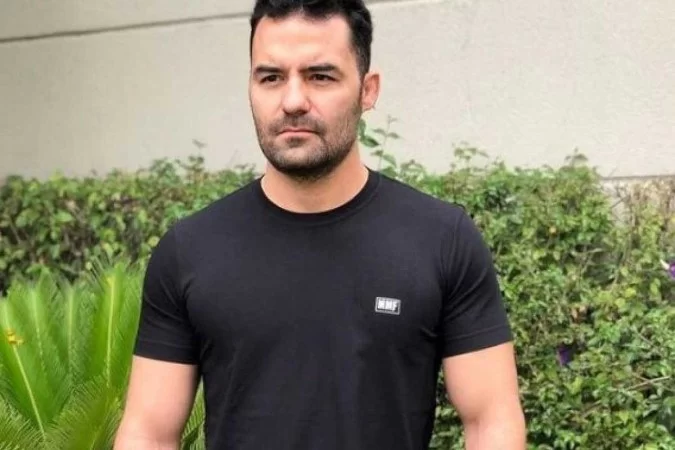 De volta ao Brasil, Arthur do Val comenta áudios vazados: "Peço só que ...