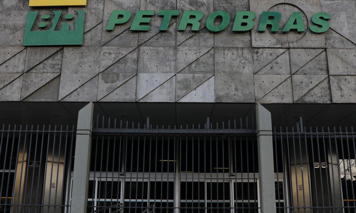 Petrobras reavalia funcionamento do Projeto Rota 3 em Itaboraí ...