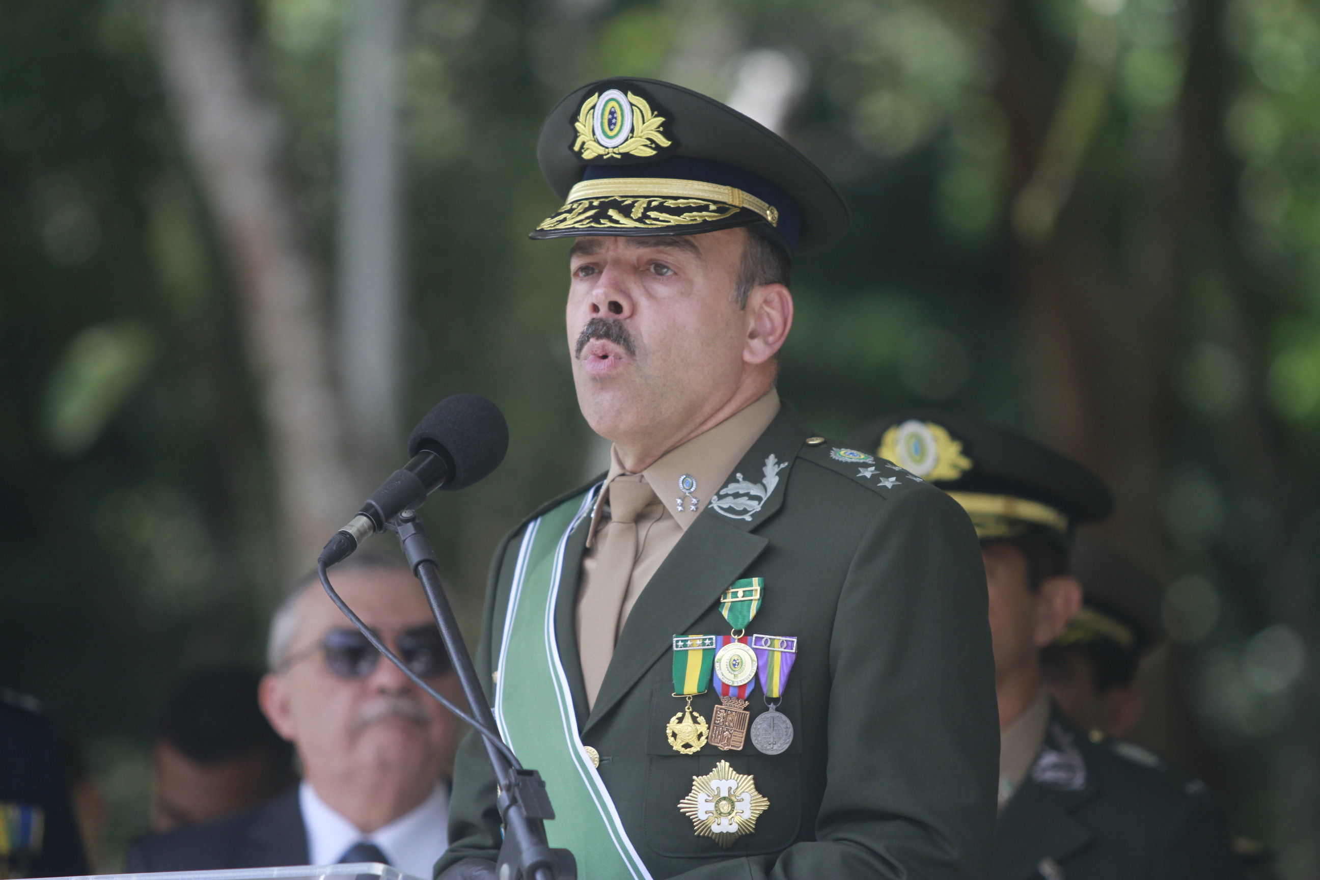 Comando Militar do Nordeste realiza solenidade com entrega de medalhas ...