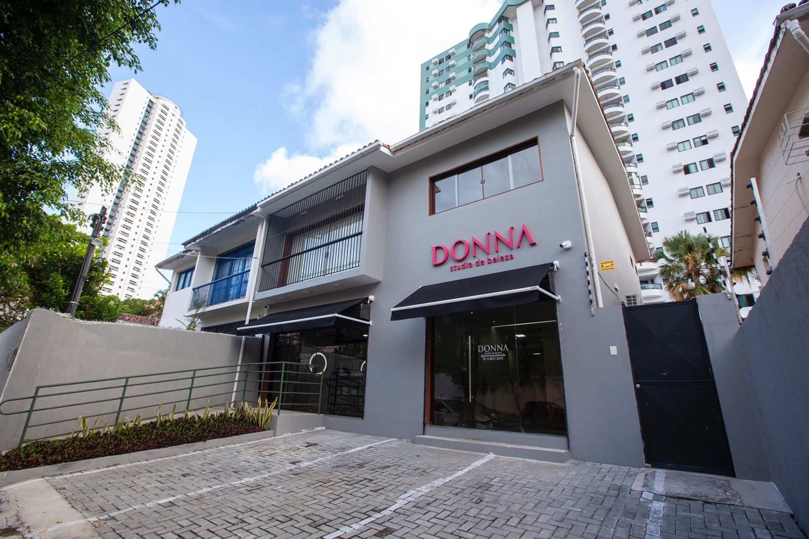 Donna Studio de Beleza completa um ano no bairro Casa Forte | Economia ...