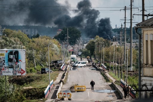 Vinte civis encontrados mortos a tiros após ataque a comboio no ... Vinte civis encontrados mortos a tiros após ataque a comboio no ...