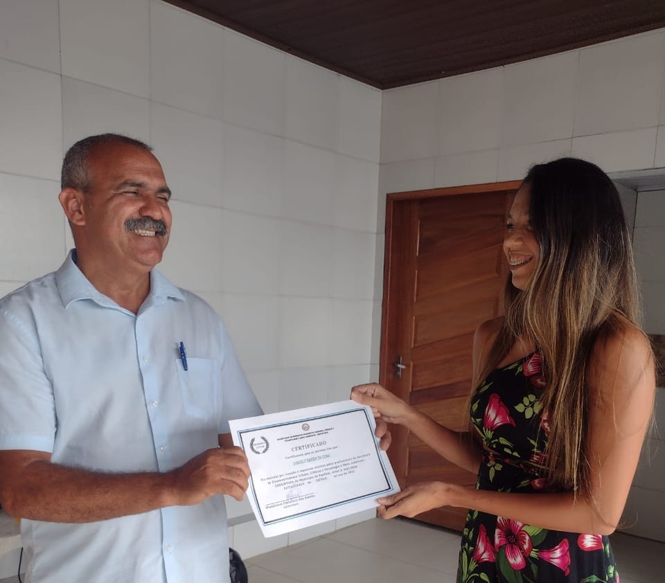 Prefeitura do Paulista premia estagiários do ano | Local: Diario de Pernambuco