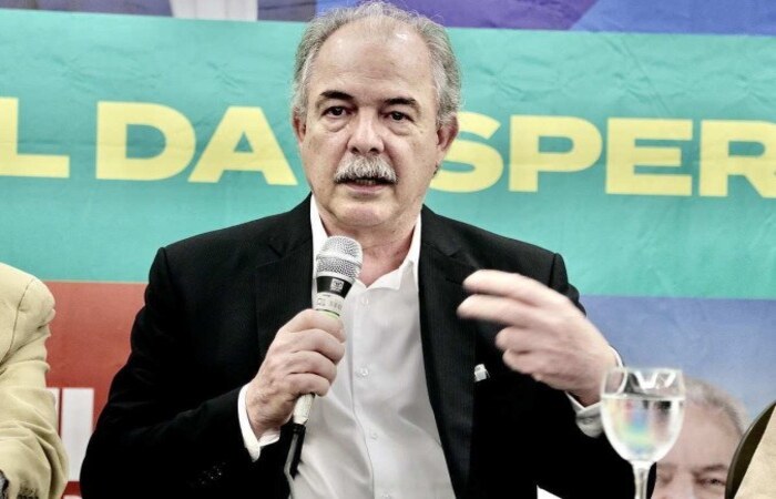 Mercadante anuncia membros da diretoria do BNDES para o novo governo ... Mercadante anuncia membros da diretoria do BNDES para o novo governo ...