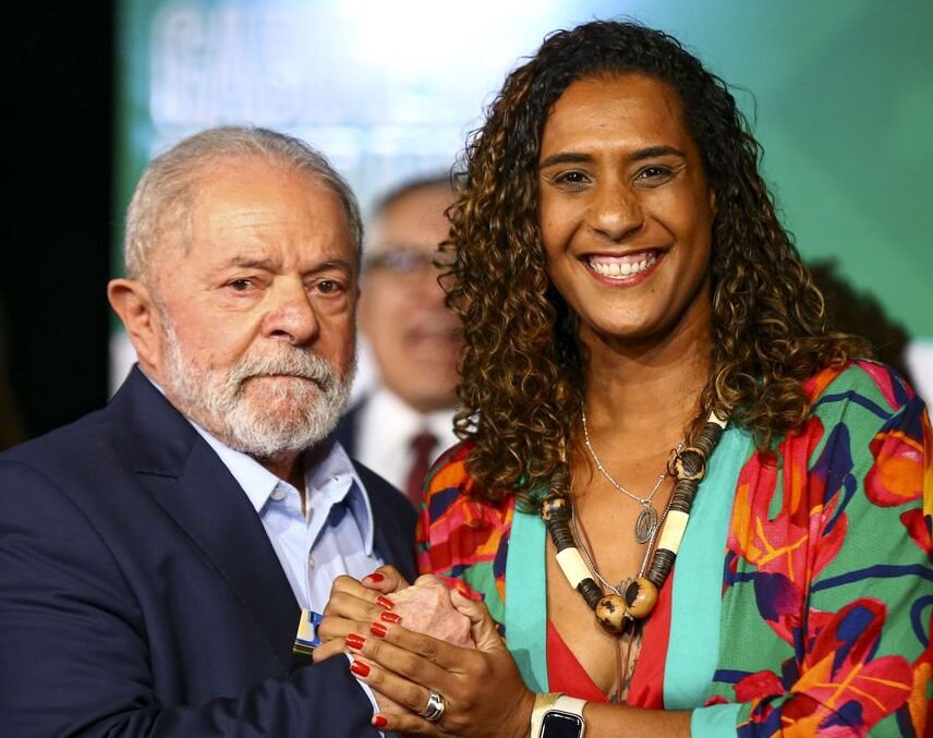 'As mulheres negras e indígenas vão tomar posse com a gente', diz ...