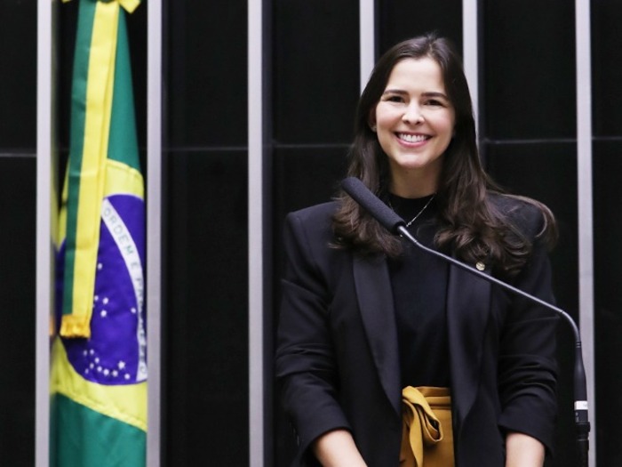 Maria Arraes diz estar 'atenta' a parcerias para Pernambuco em viagem à ...