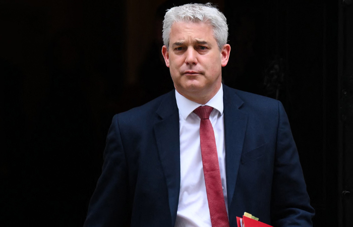 Governo britânico vai à justiça contra greve de enfermeiras | Mundo ...