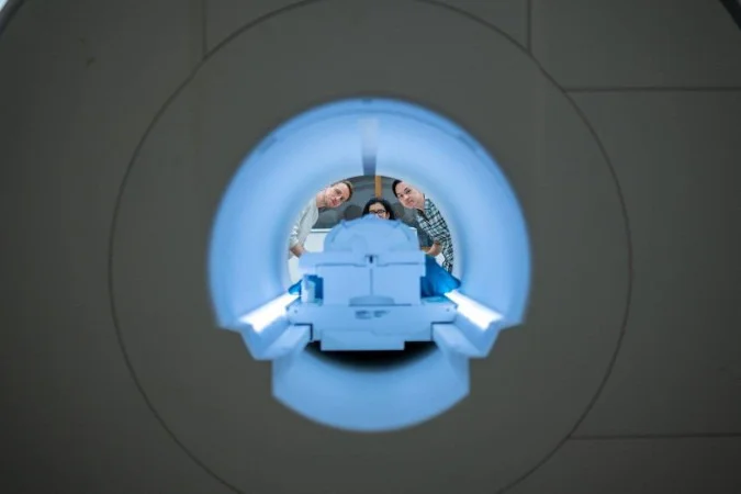 Dispositivo consegue traduzir pensamentos em linguagem compreensível ...