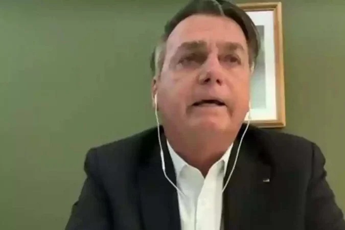 Bolsonaro Nega Adulteração De Cartão De Vacina E Diz Sofrer Pressão